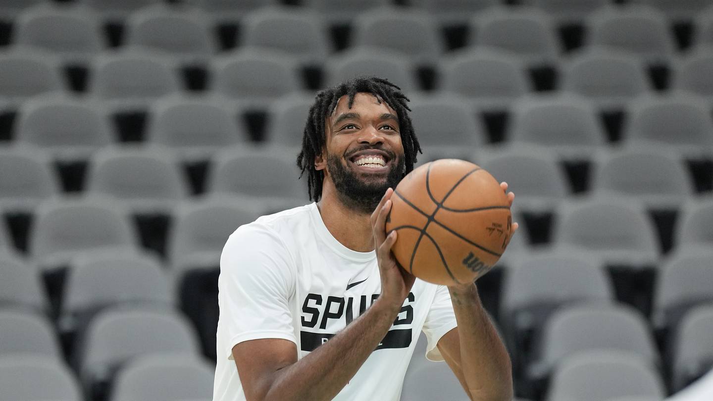 Spurs SF Keita Bates-Diop 'Honored,' Named Finalist for NBA's Bob ...