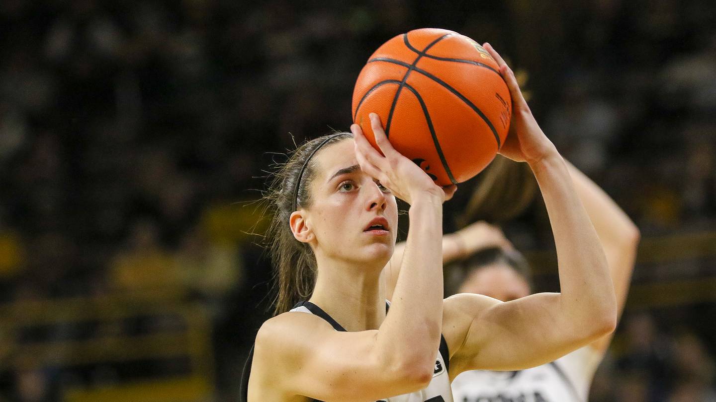 Caitlin Clark Captures Naismith Trophy