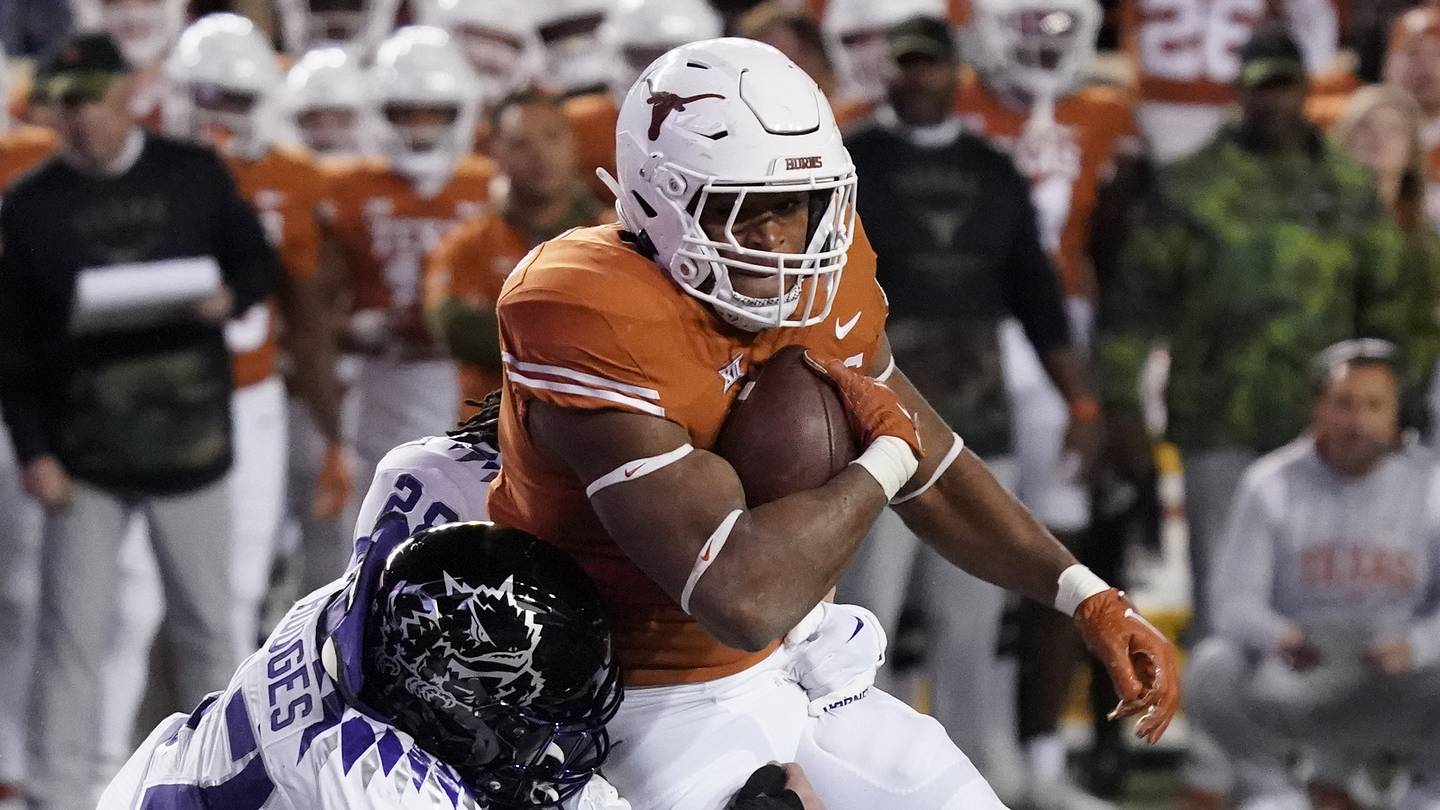 Finding Browns Fits in the 2023 NFL Draft: Roschon Johnson, RB Texas