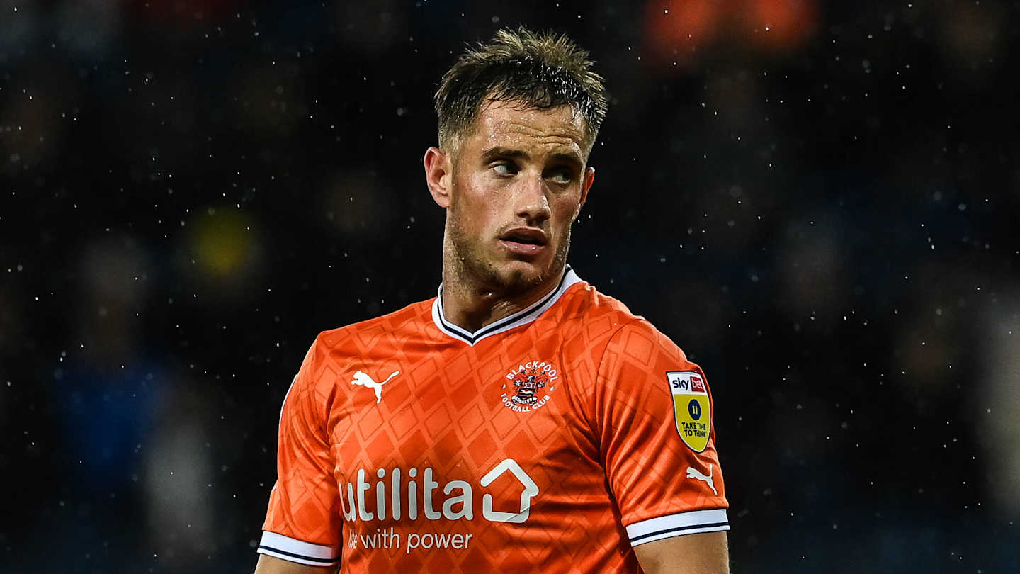 Sunderland striker target named as Ross Stewart contract negotiations ...