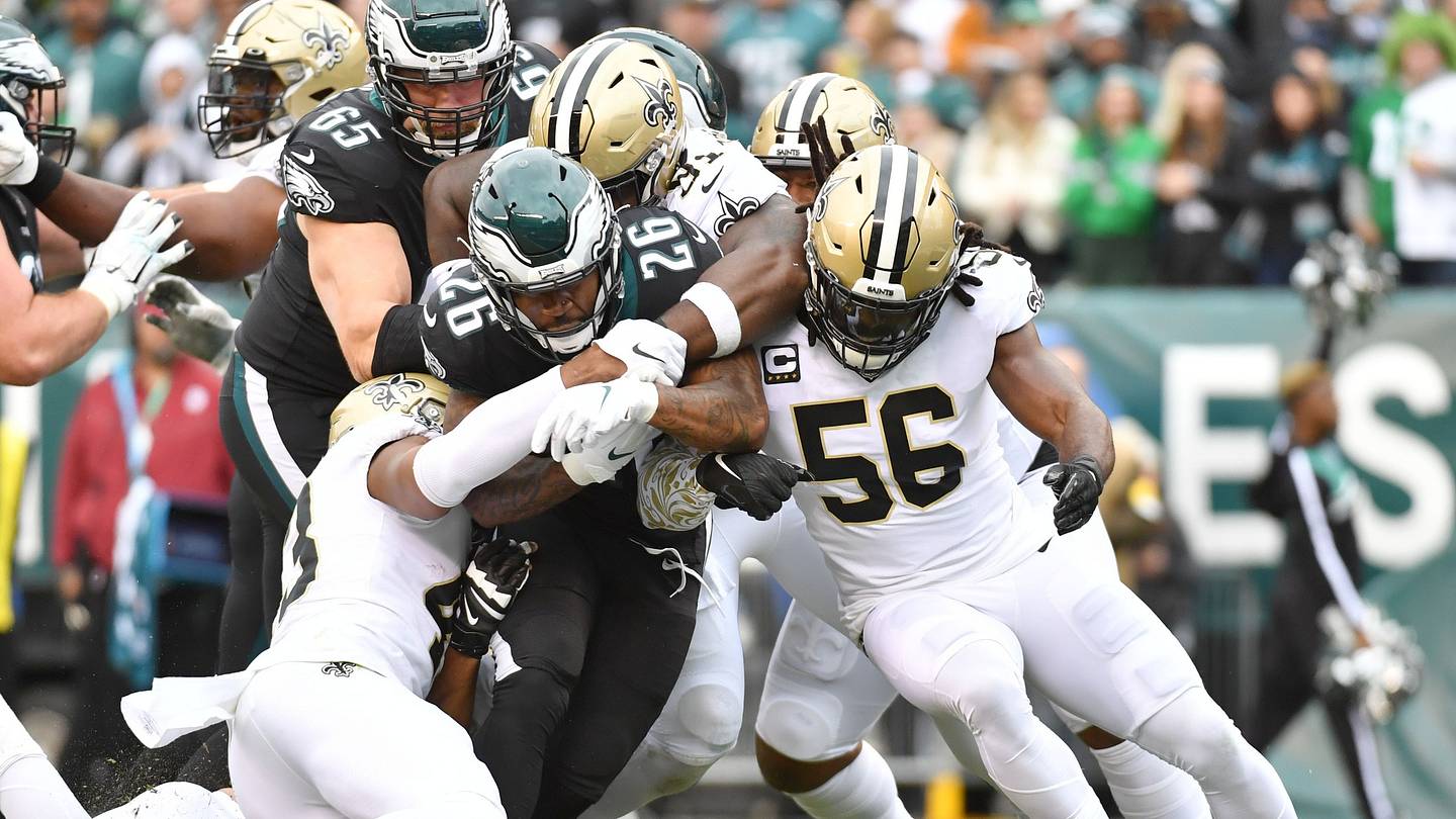 Saints Run Defense Must Withstand Eagles Onslaught for Upset
