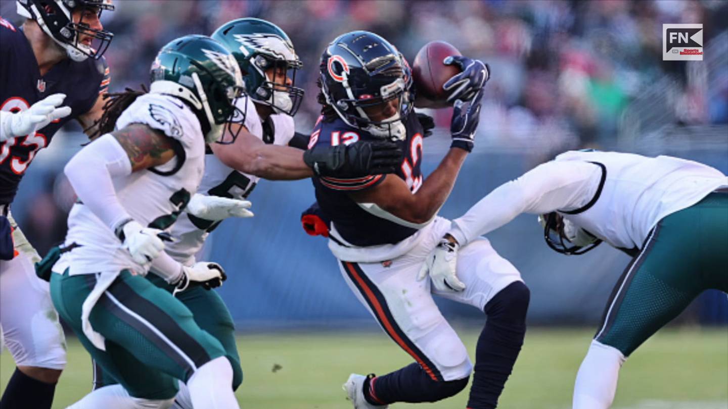Velus Jones Jr. Makes More Small Strides