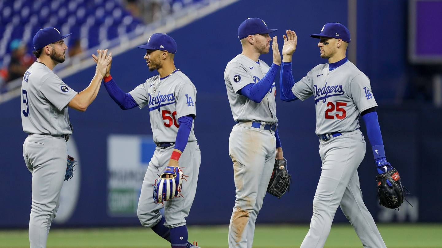 Dodgers News: PECOTA Projects LA to Win Division in 2023