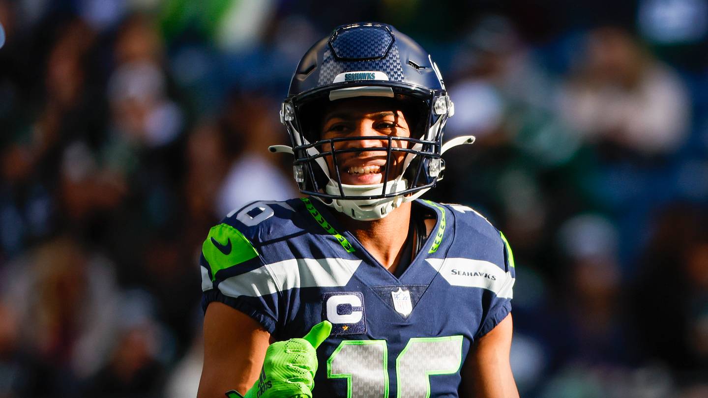 Tyler Lockett, Ryan Neal Among 5 Seahawks Questionable to Play vs. Rams