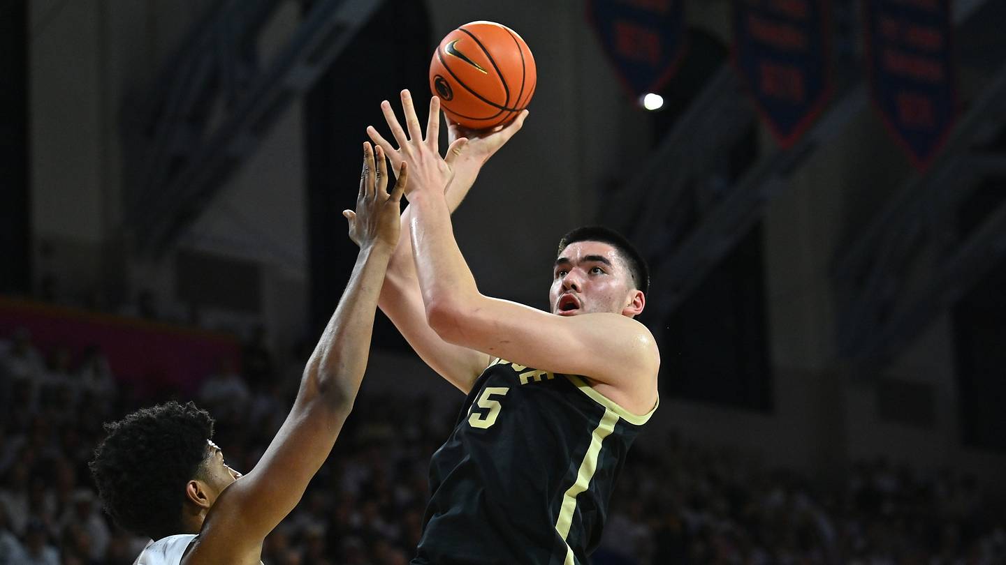 Purdue Center Zach Edey Named Big Ten Basketball Player of the Week