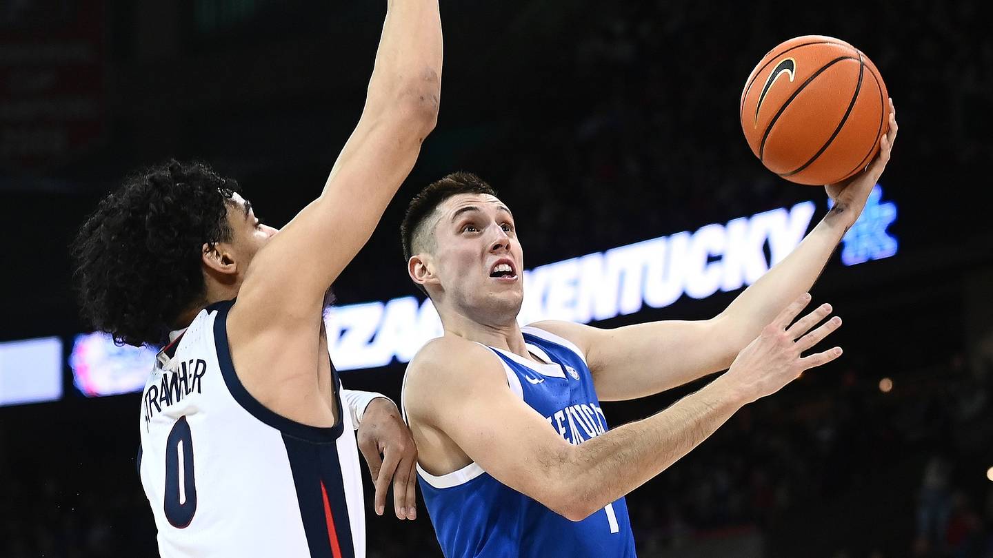 Calipari: Jacob Toppin 'Day-to-Day', CJ Fredrick Practicing Ahead of ...