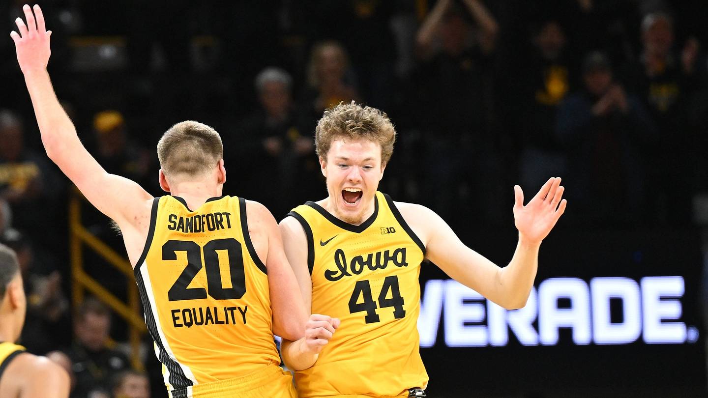 Big Ten Roundup (Jan. 12): Iowa Beats Michigan in OT, Minnesota Gets ...