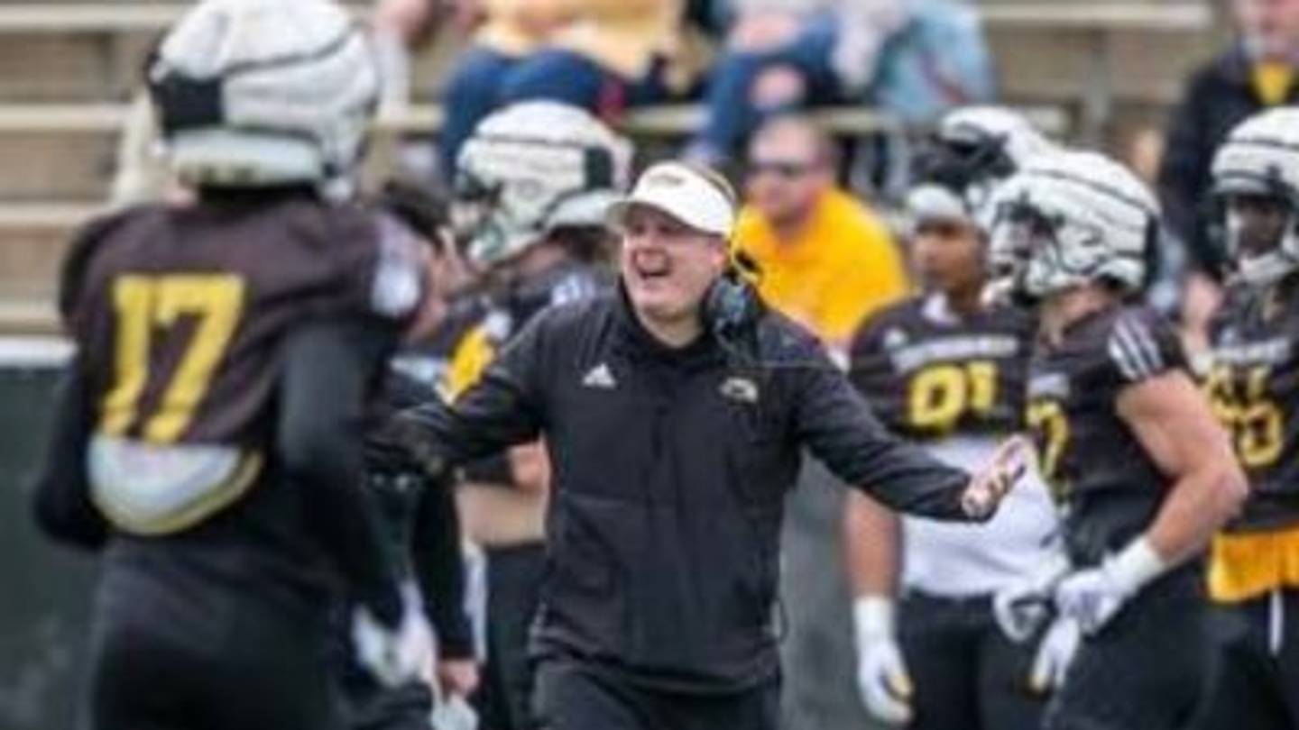Southern Miss Defensive Coordinator Austin Armstrong Joining Alabama