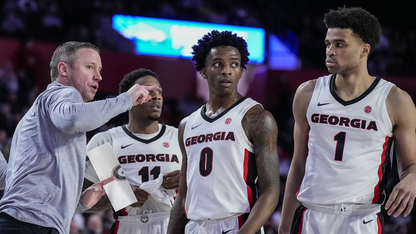 The Mike White Era is Off to a Solid Start in Athens. Georgia Looking ...