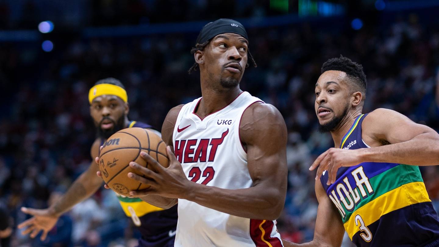 Heat Scorch Pelicans In Blowout Win