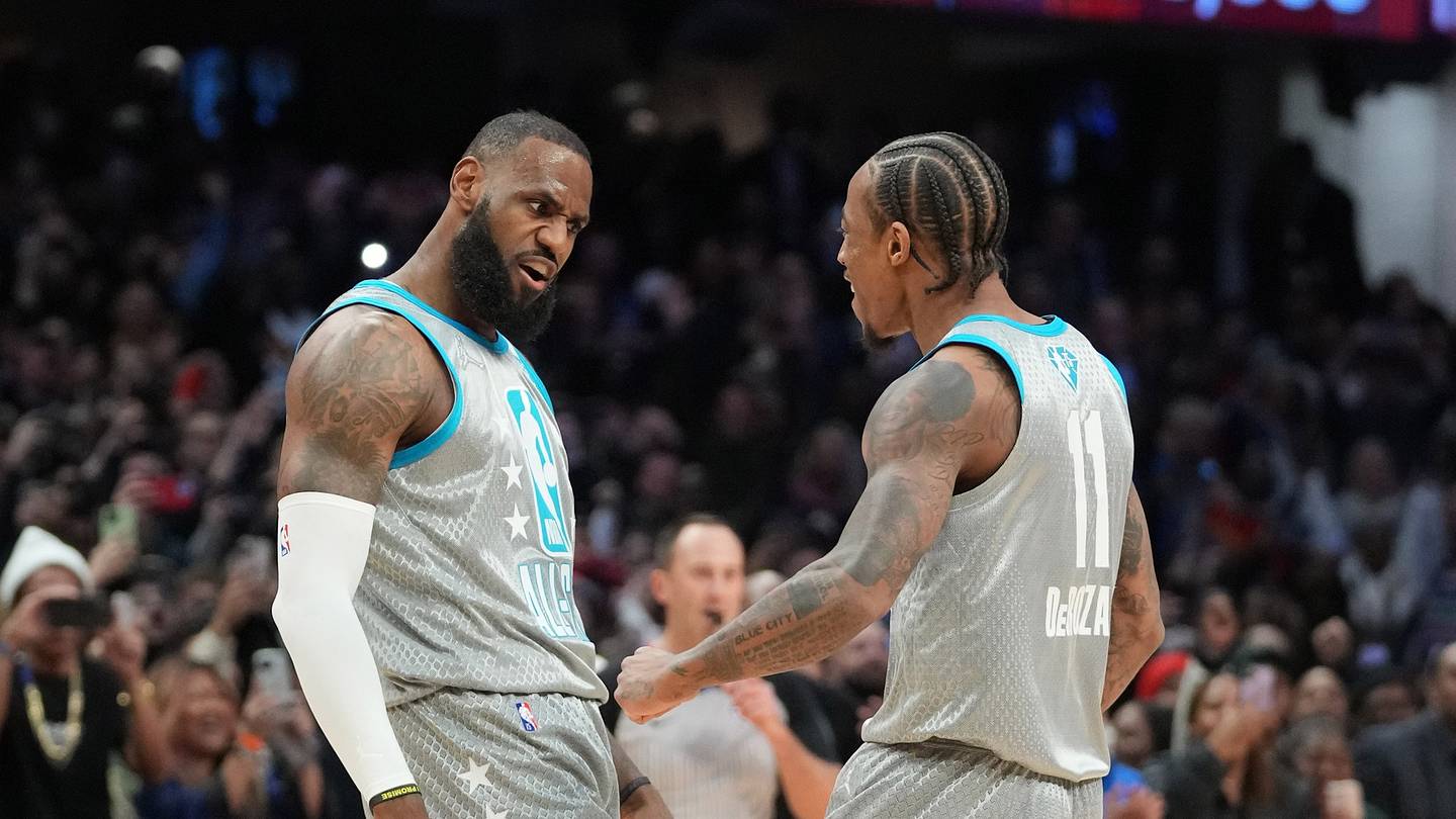 Lakers: Expert Floats LeBron James Summer Trade For LA Native All-Star