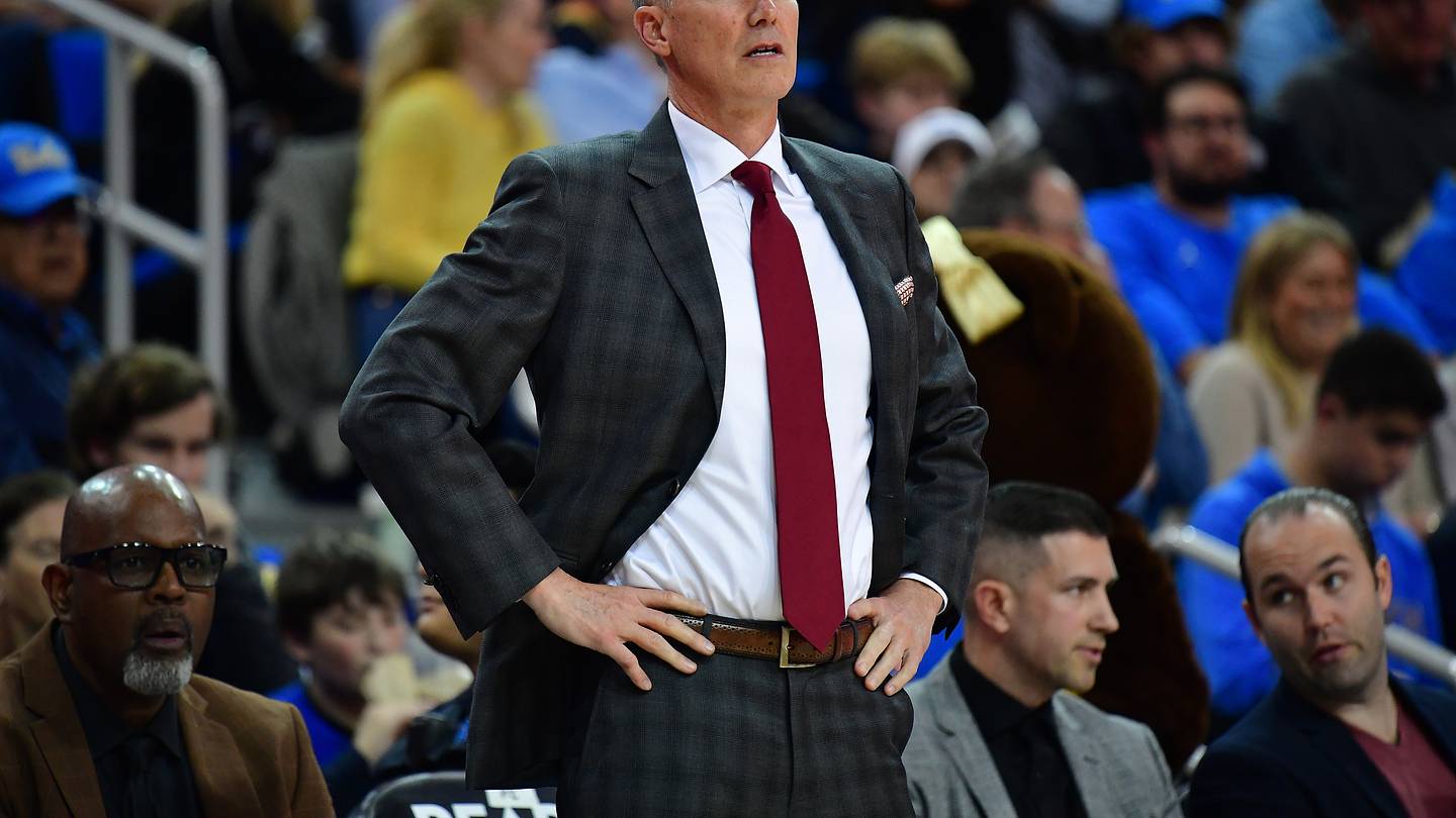 Column: Andy Enfield deserves to feel 'proud' following USC's 77-64 ...
