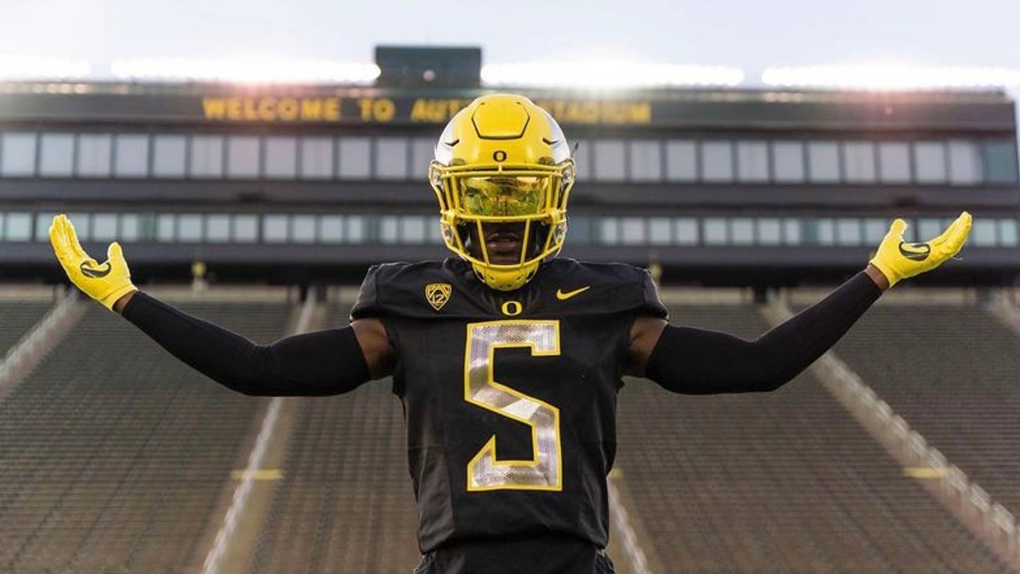 Taking a Closer Look at Oregon WR Commit Tyseer Denmark