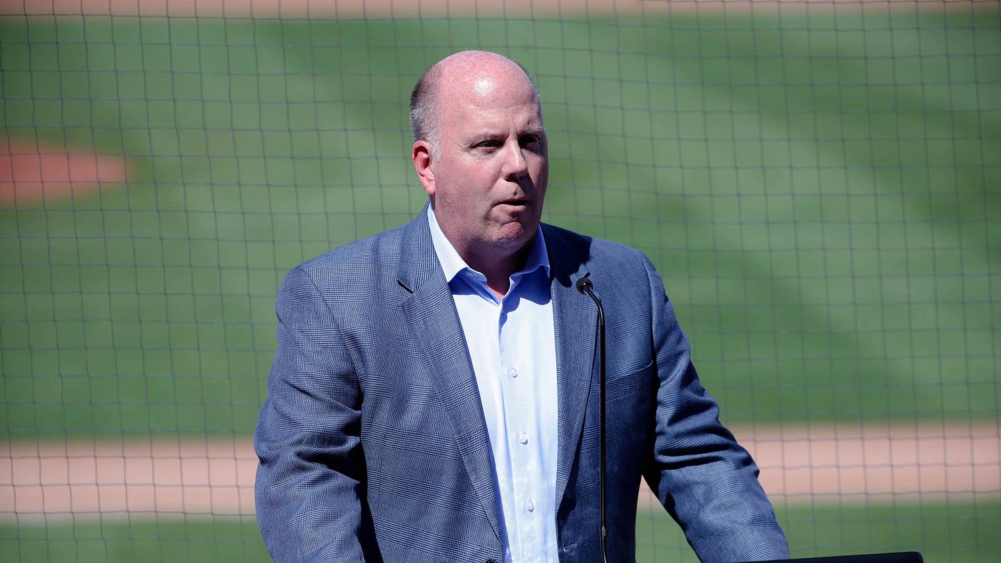 Phillies Formally Report Extensions For Legendary Announcers