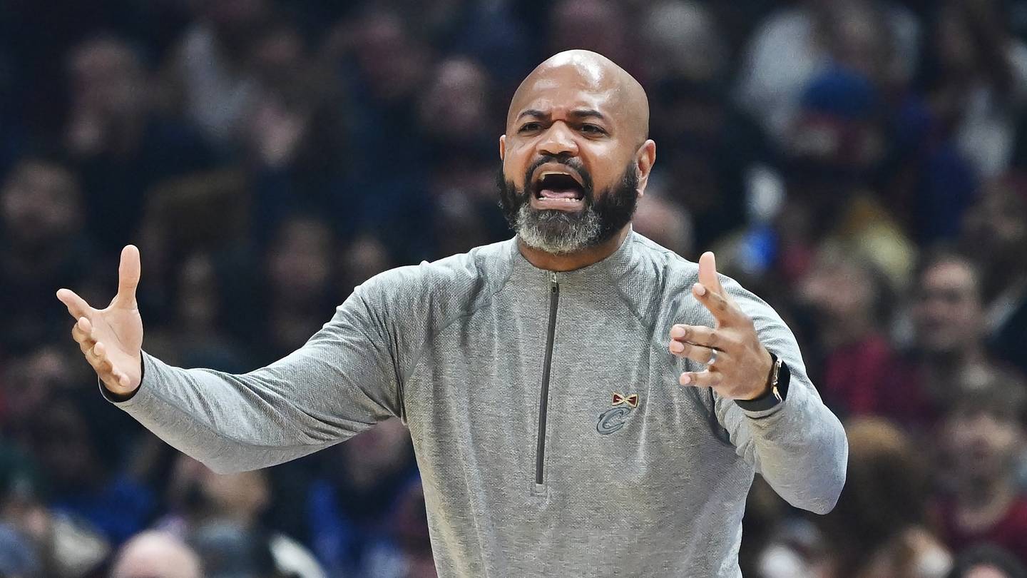 Cleveland Cavaliers' J.B. Bickerstaff Noticed Frustration In Kevin Love ...
