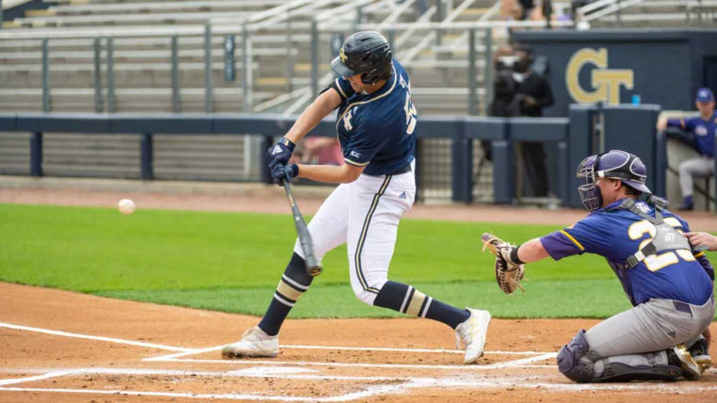 Stephen Reid Powers Georgia Tech To Series Victory Over Pitt In Game Three