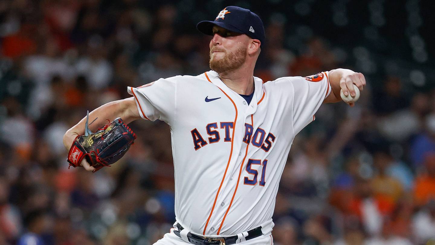 Rangers Sign Reliever Will Smith