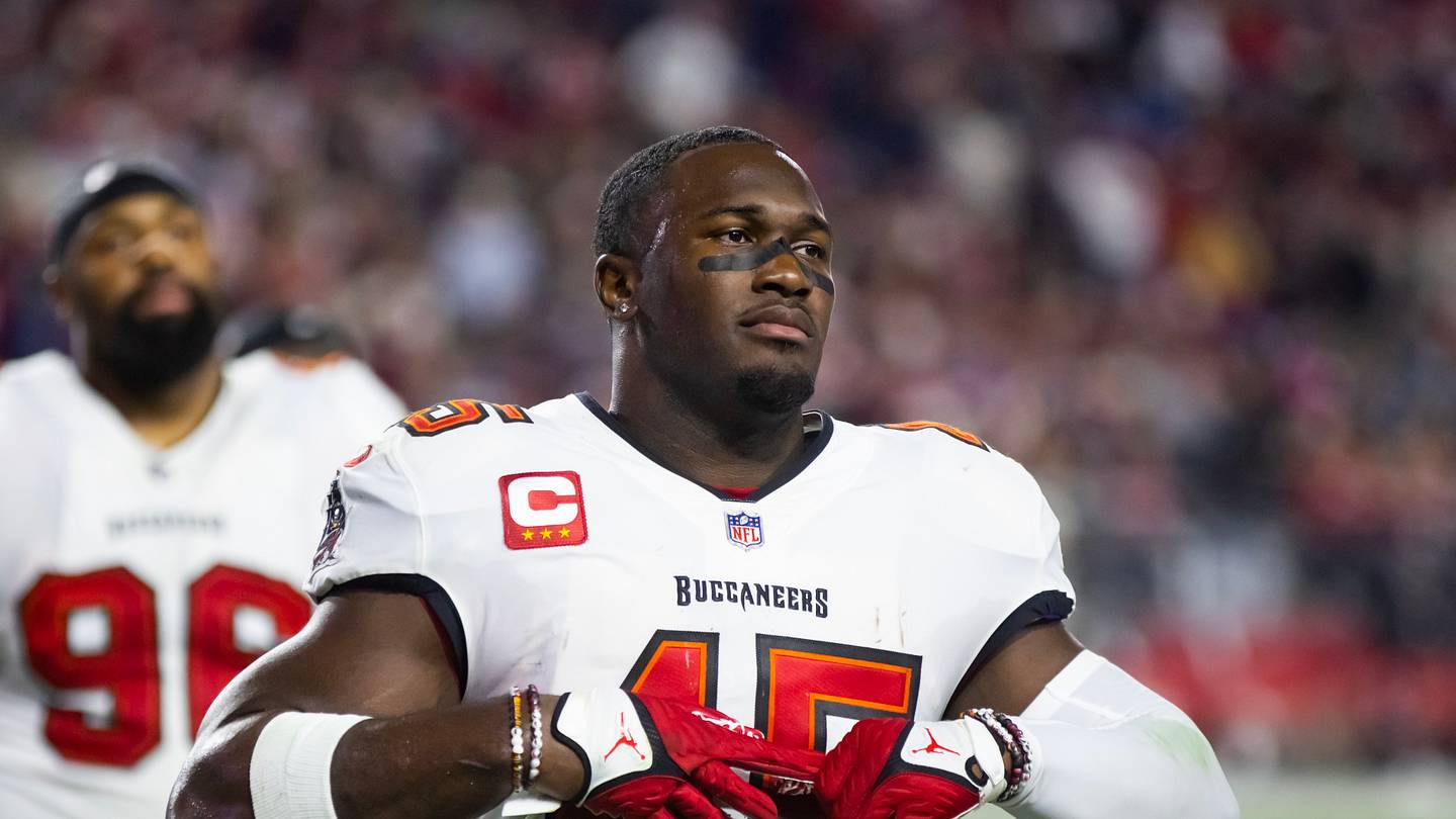 Buccaneers Super Bowl Champion Linebacker Shares Cryptic Instagram Posts