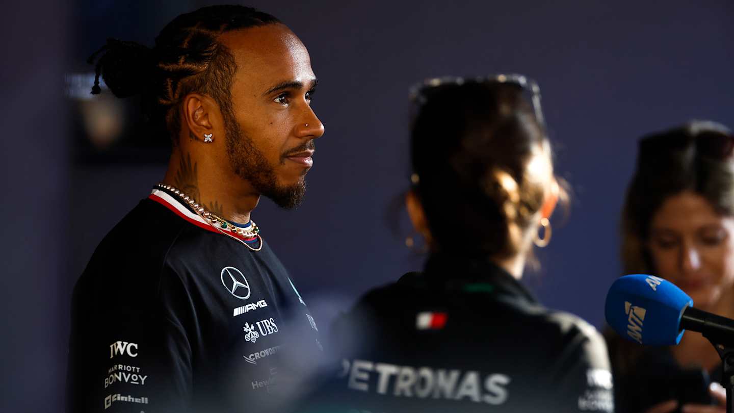 F1 Pundit Reveals Where Lewis Hamilton Stands Mentally Amid Mercedes ...