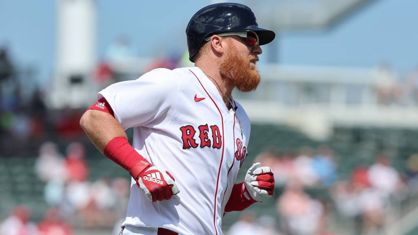 Red Sox Reporter Gives Optimistic Update On Justin Turner After Scary ...