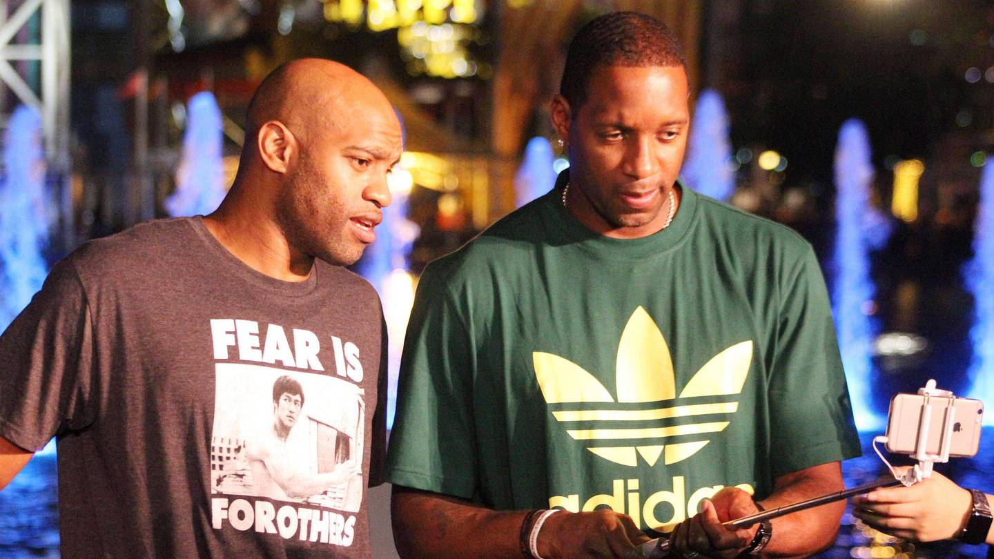 Vince Carter, Tracy McGrady Share How They Discovered They Are Cousins
