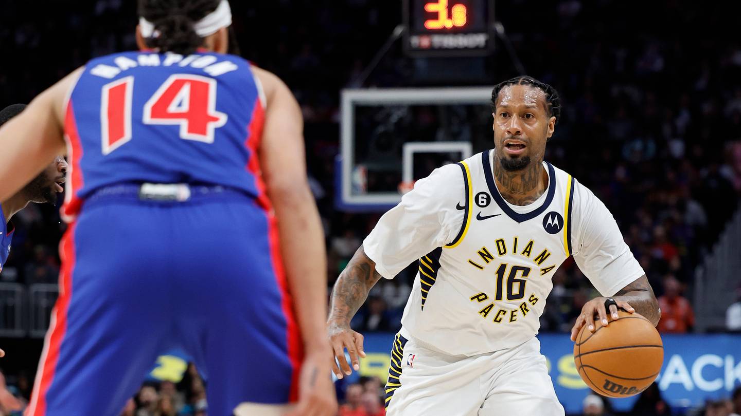 James Johnson returns to Indiana Pacers rotation, gets game ball from son