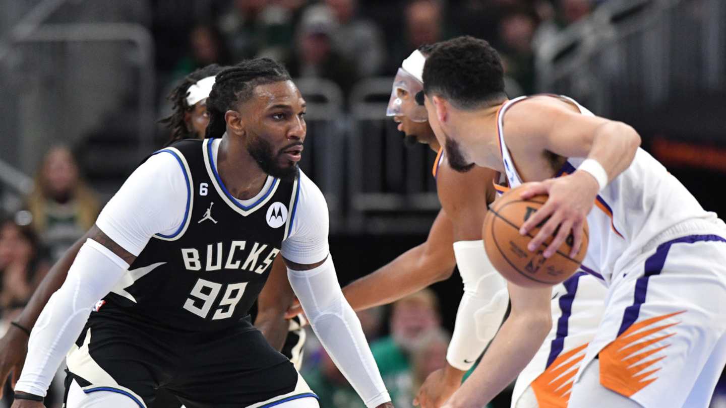 Former Suns PF Jae Crowder Reacts After Return to Phoenix