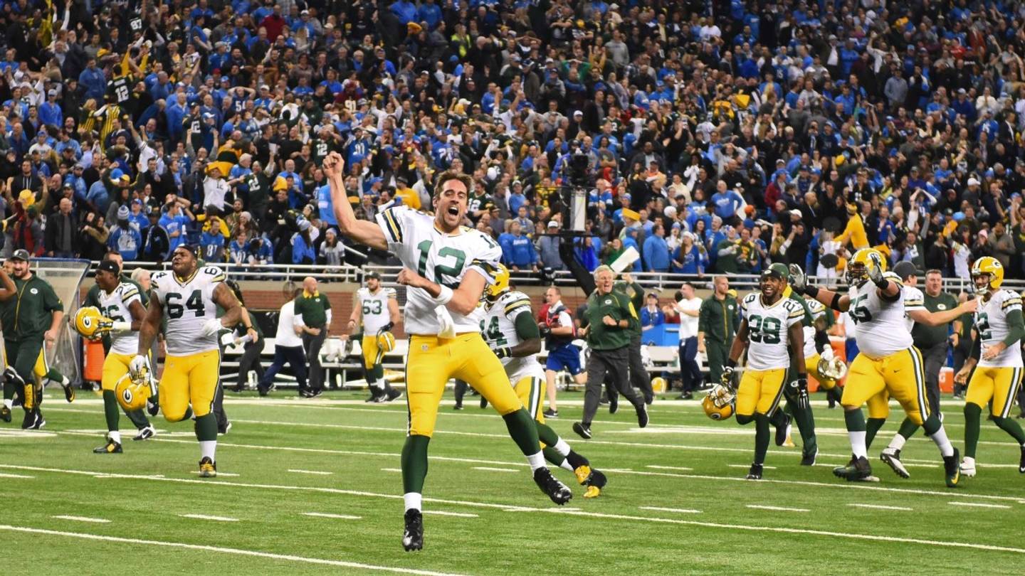 Watch: Top 10 Aaron Rodgers Moments