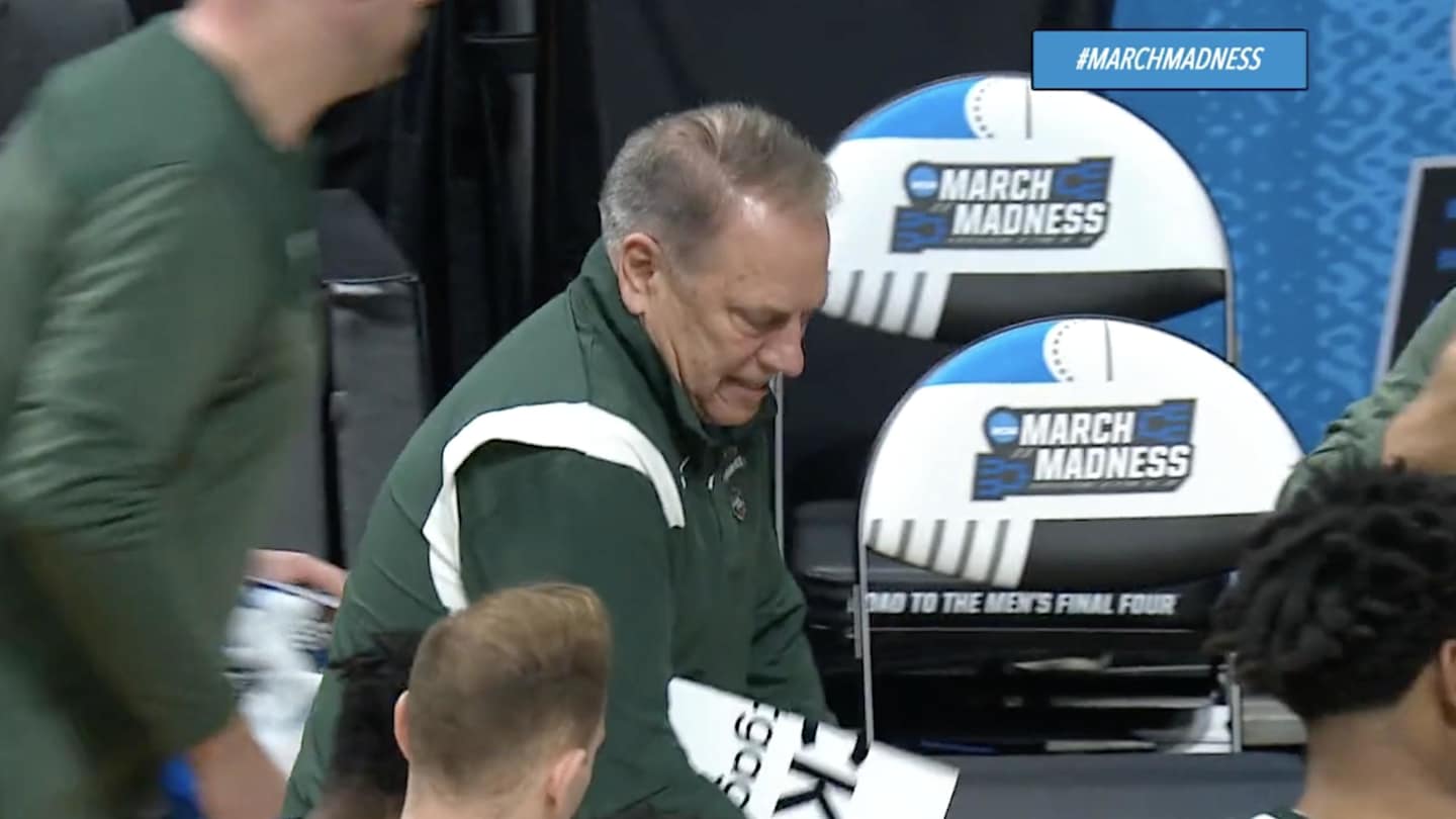An Angry Tom Izzo Snapped His Whiteboard in Half and College Hoops Fans ...