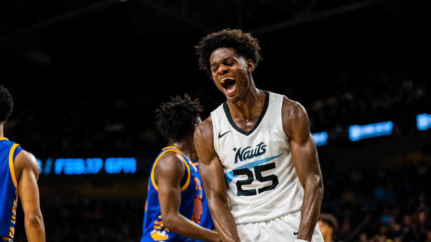 UCF Freshman Taylor Hendricks Declares for NBA Draft; Staying Home with ...
