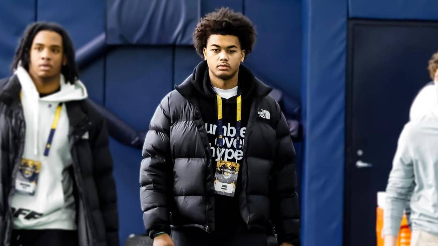 Chicago Defensive Lineman Christopher Burgess Recaps Recent Notre Dame ...