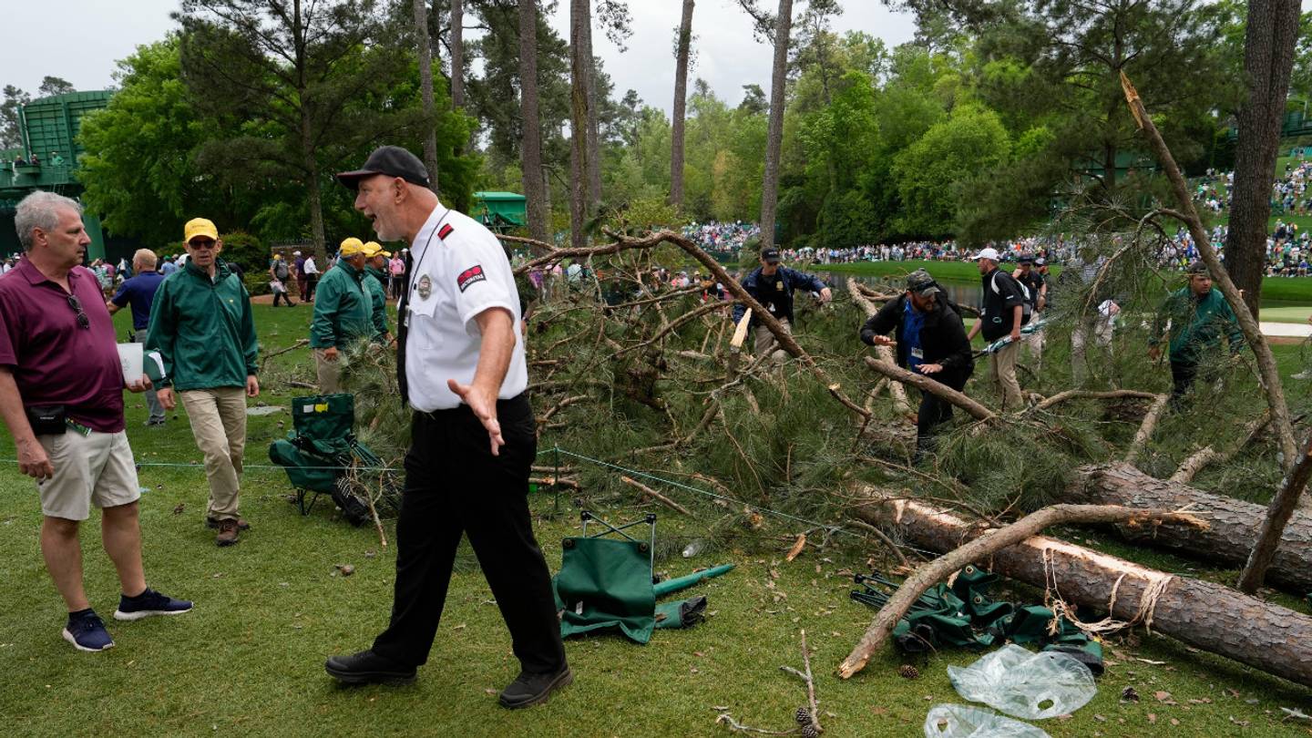WATCH: Trees Fall Near Patrons At Augusta National During Second Round