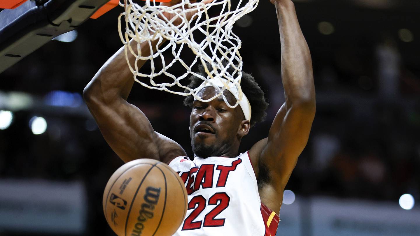 How Miami Heat Twitter Reacted After Friday's Win Against Chicago Bulls