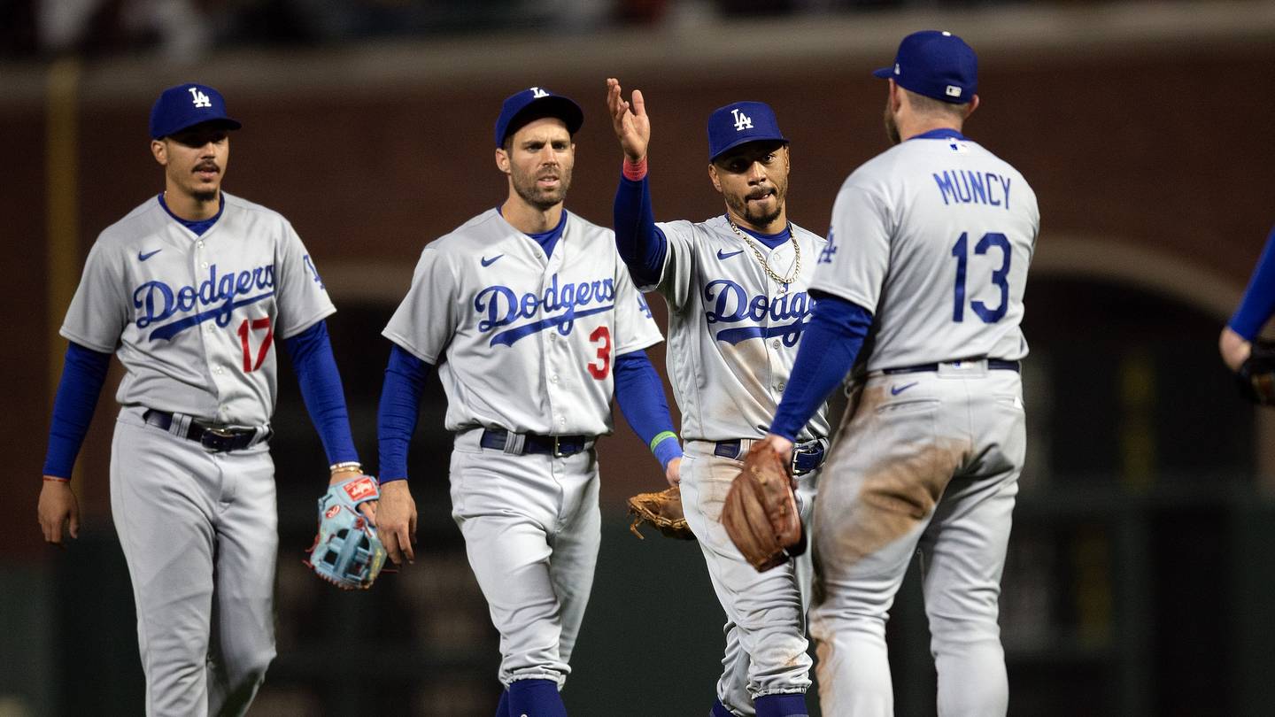 Starting Lineups, Pitchers for Chicago Cubs vs. Los Angeles Dodgers ...