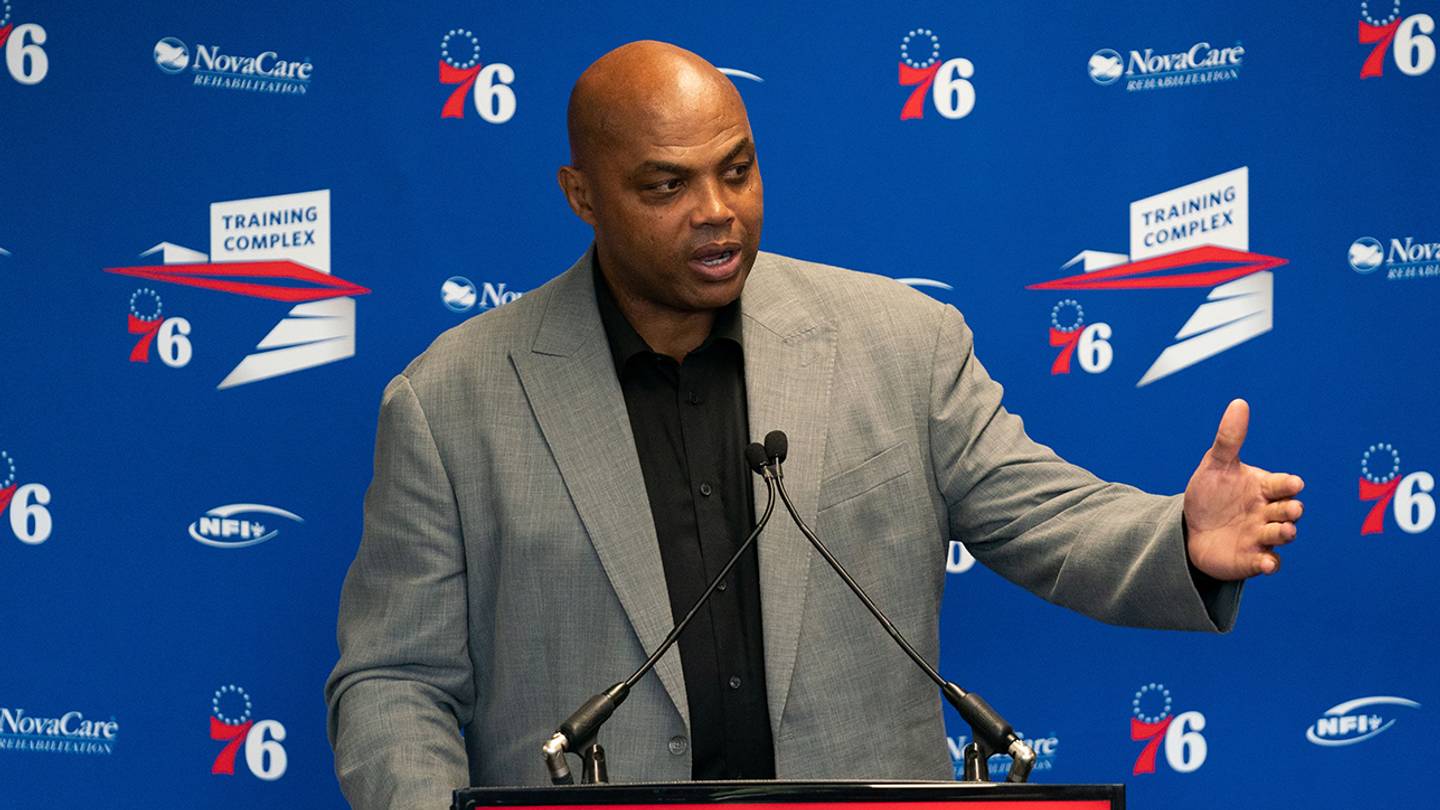 Charles Barkley Hilariously Trolls Shaq During Paolo Banchero ROTY ...