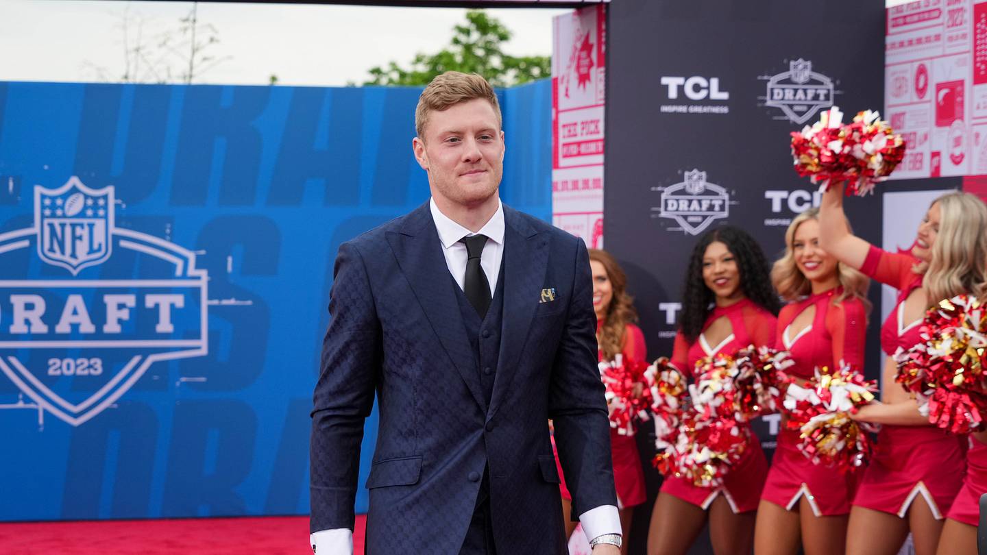 Will Levis Selected No. 33 Overall by Tennessee Titans in the 2023 NFL ...