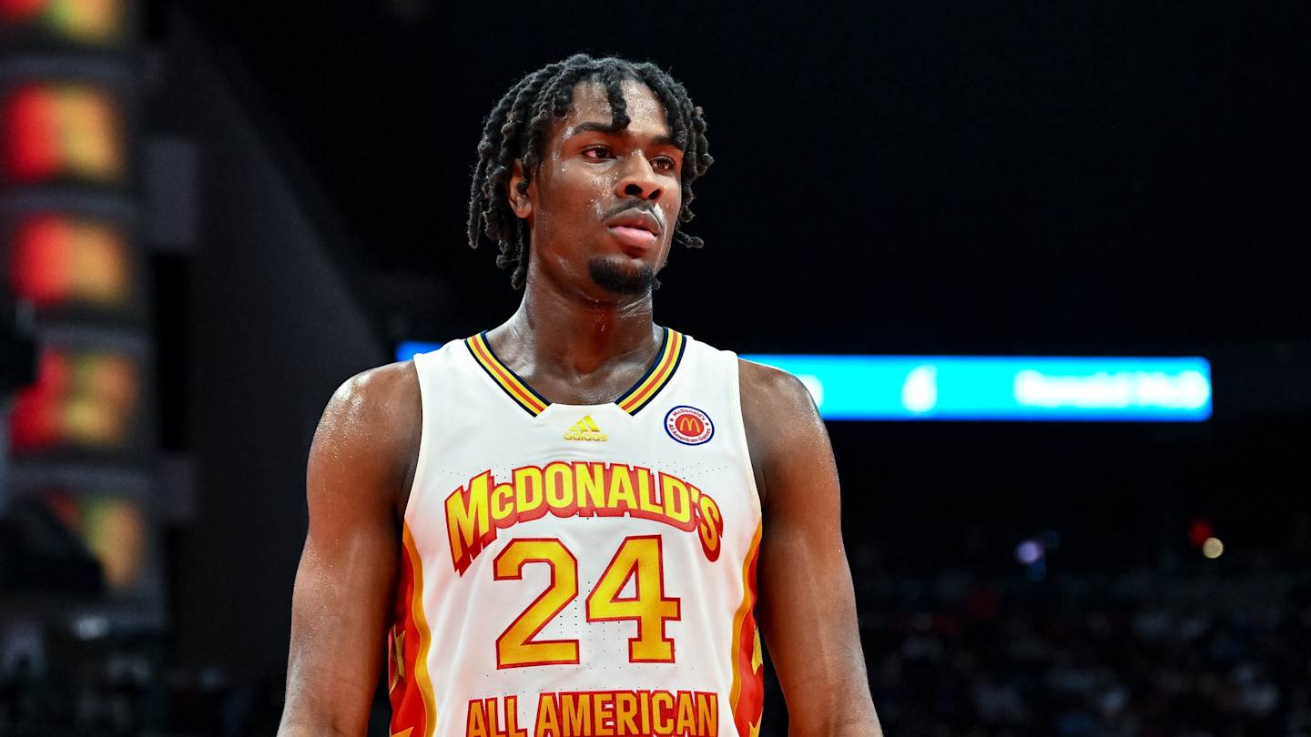 Indiana's Mackenzie Mgbako, Kel'el Ware Projected First-Round Picks in ...