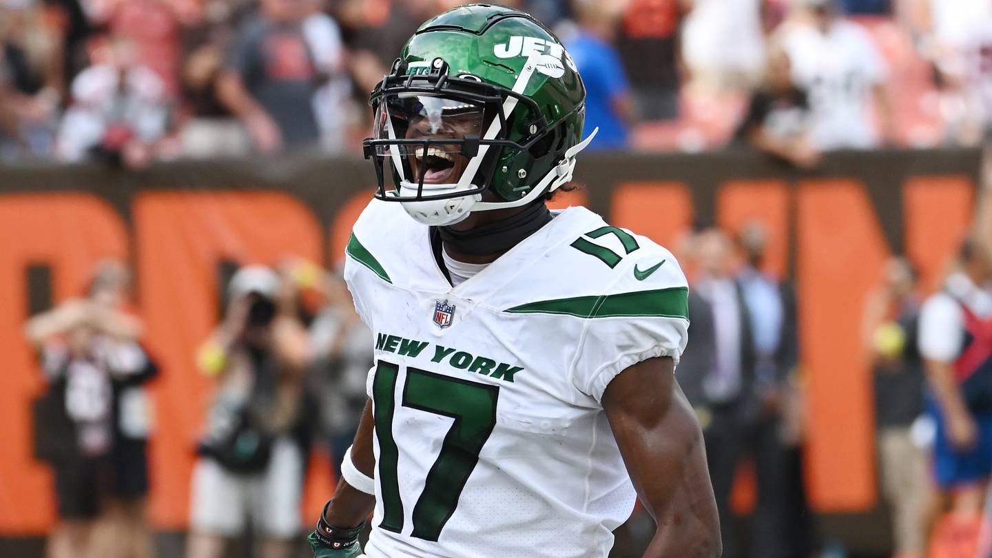 Jets Fans Absolutely Elated to See Team’s Loaded Primetime Schedule for ...
