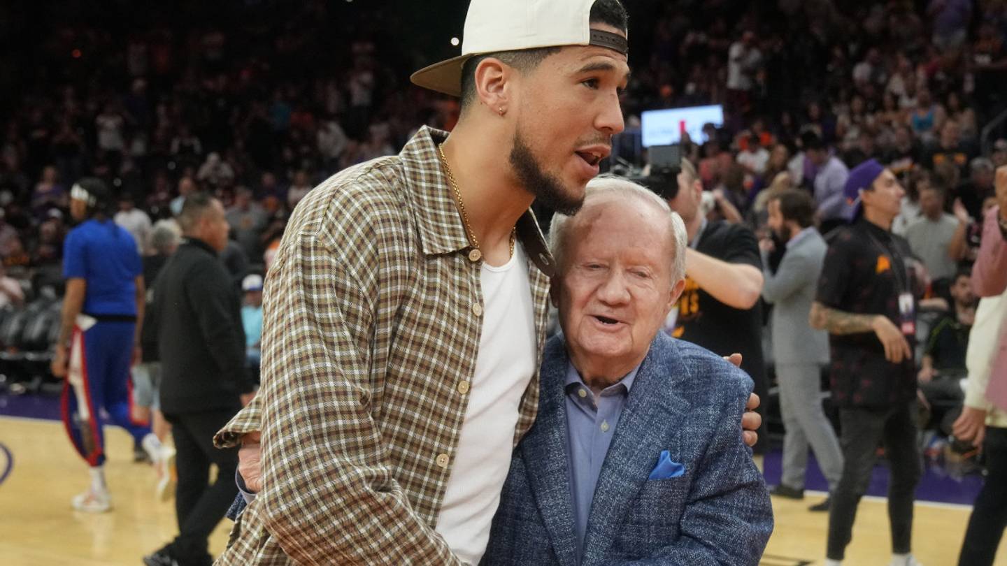 Al McCoy Gets Emotional Talking About Relationship With Devin Booker