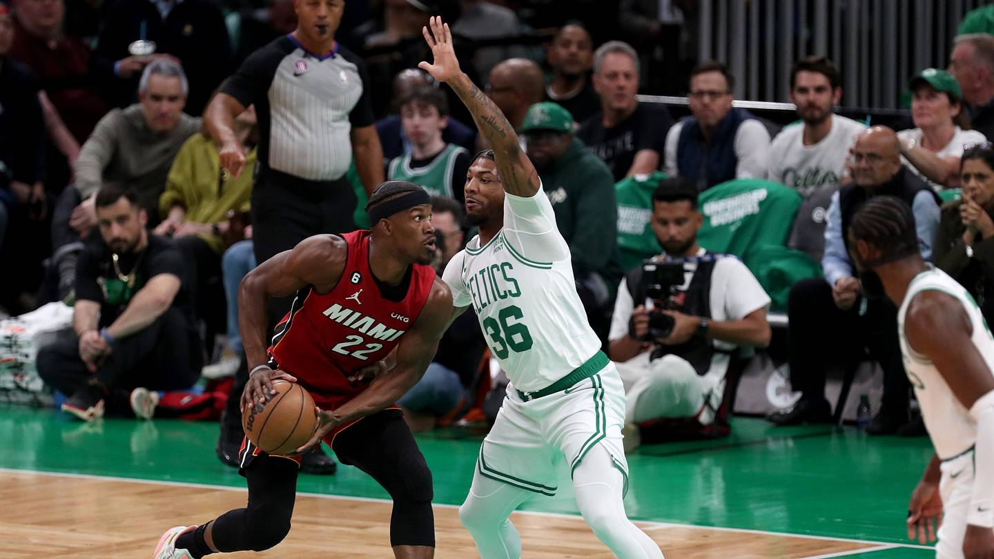 Miami Heat's Jimmy Butler Cools After 12-Point First Quarter Against ...