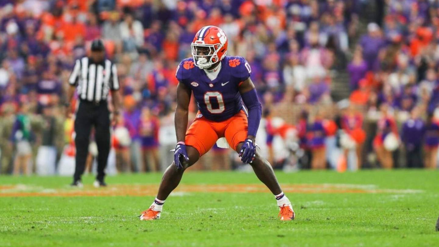 PFF says Clemson has 2 of the Top 5 Returning Linebackers in the Country