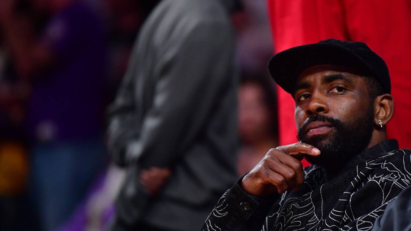 Suns GM James Jones Responds to Kyrie Irving Rumors