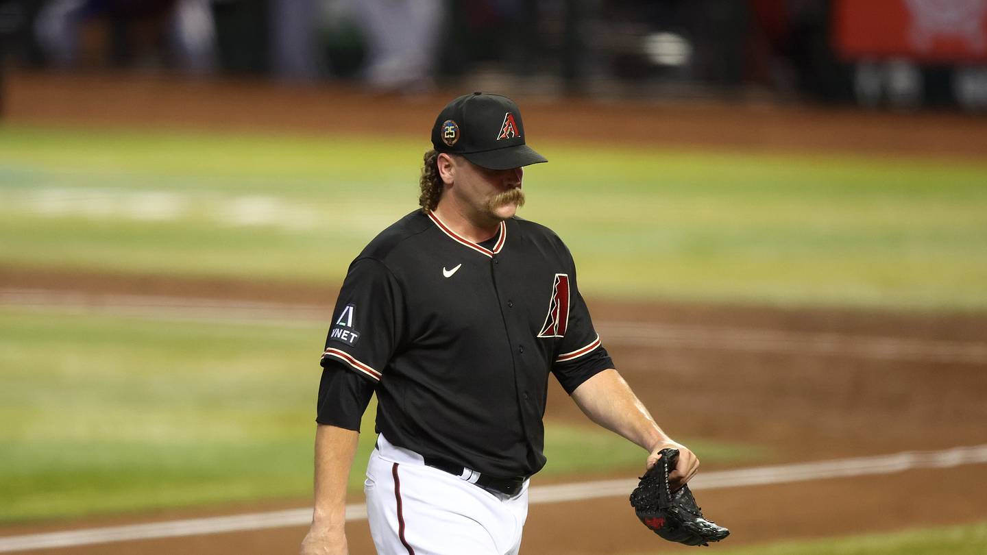 Andrew Chafin Blows Save, D-backs Lose 2-1