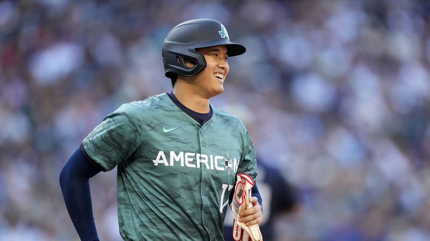 Los Angeles Angels Star Shohei Ohtani Gives Mariners Fans a Little Hope ...