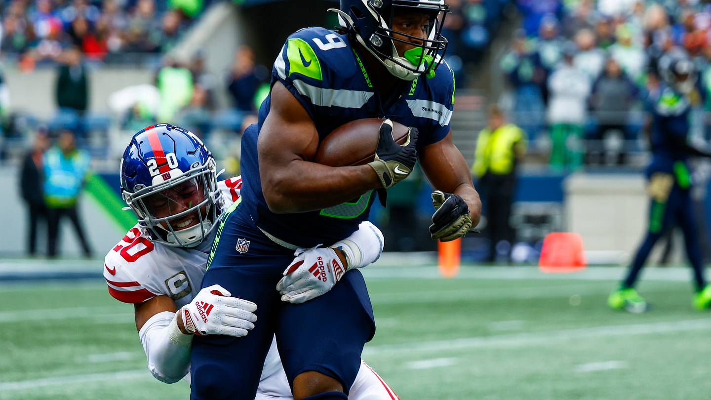 Seahawks RBs Training Camp Preview: Bold Predictions, Projected Depth Chart