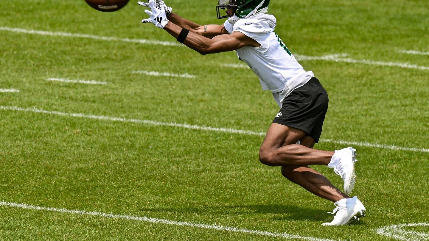 This Week 8 Opponent Would Help Fortify a Giants Weakness