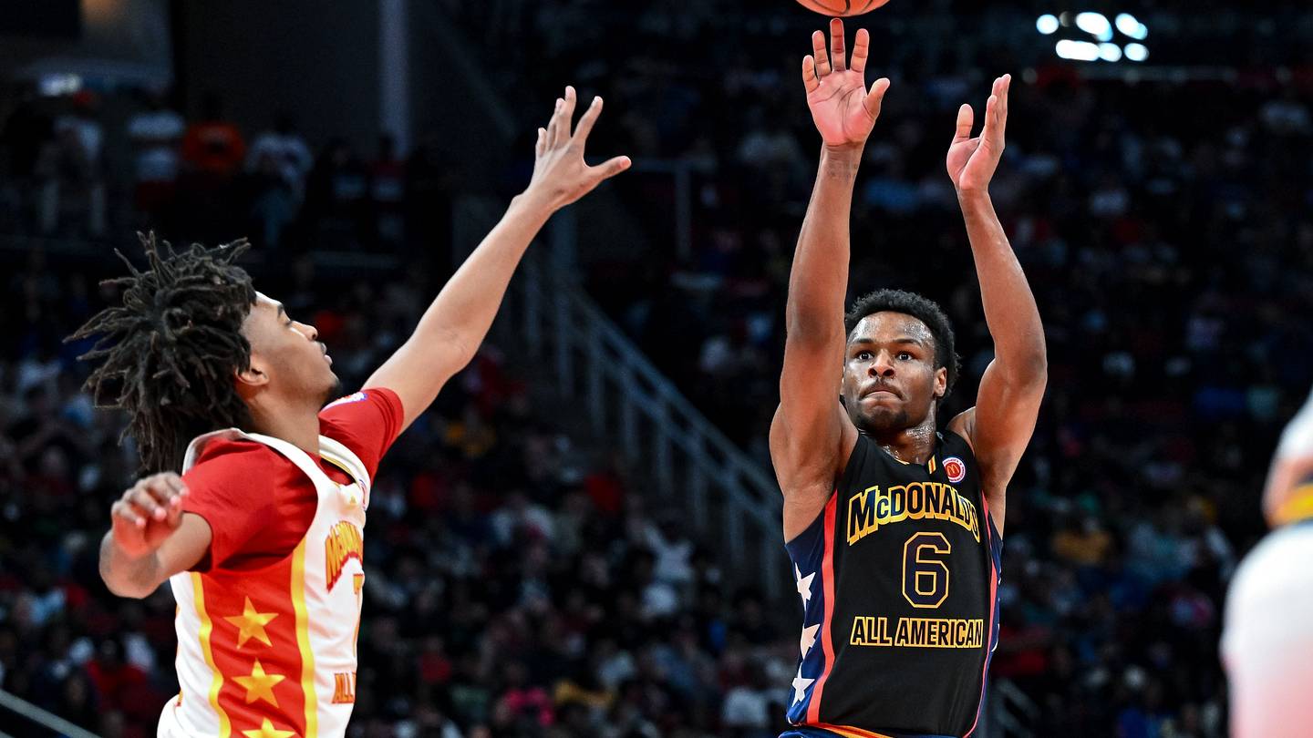 Top Guard Prospect Paying Close Attention to Bronny James' Fit with USC
