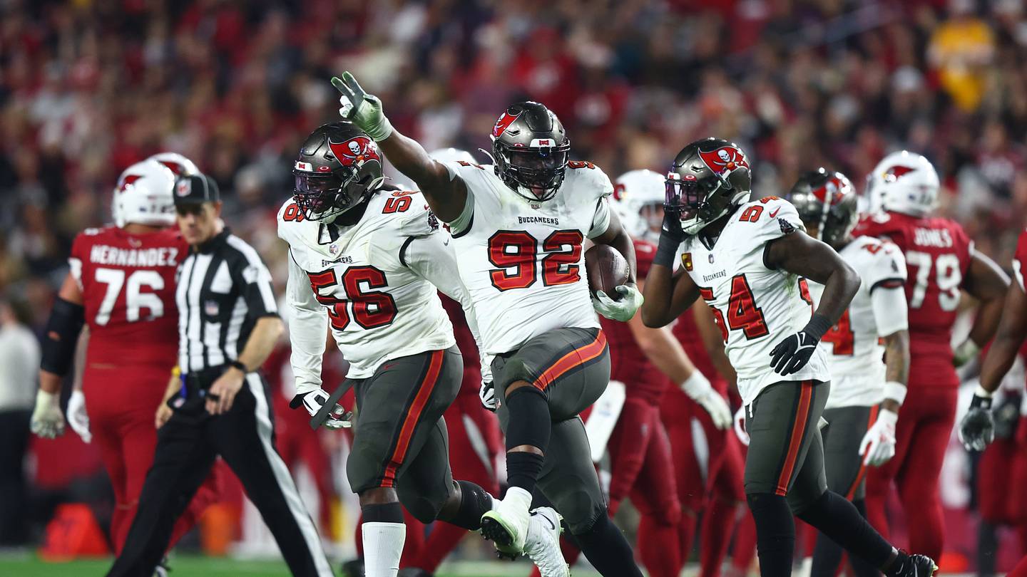 BREAKING: Tampa Bay Buccaneers Re-Sign Productive Veteran to Bolster ...