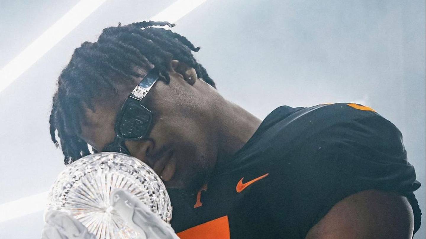 How To Watch: 4-star EDGE Jordan Ross Commitment