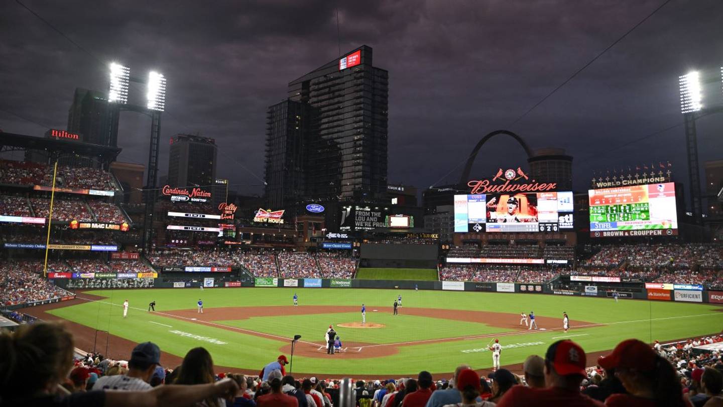 Cardinals Reliever Elects Free Agency After Strong Season In St. Louis ...